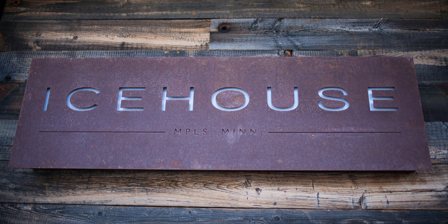 icehouse-sign-325 – Heavy Table