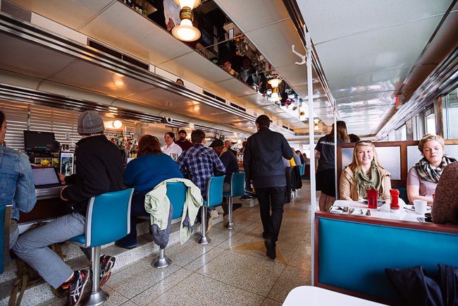 The Hi-Lo Diner in Cooper, Minneapolis – Heavy Table
